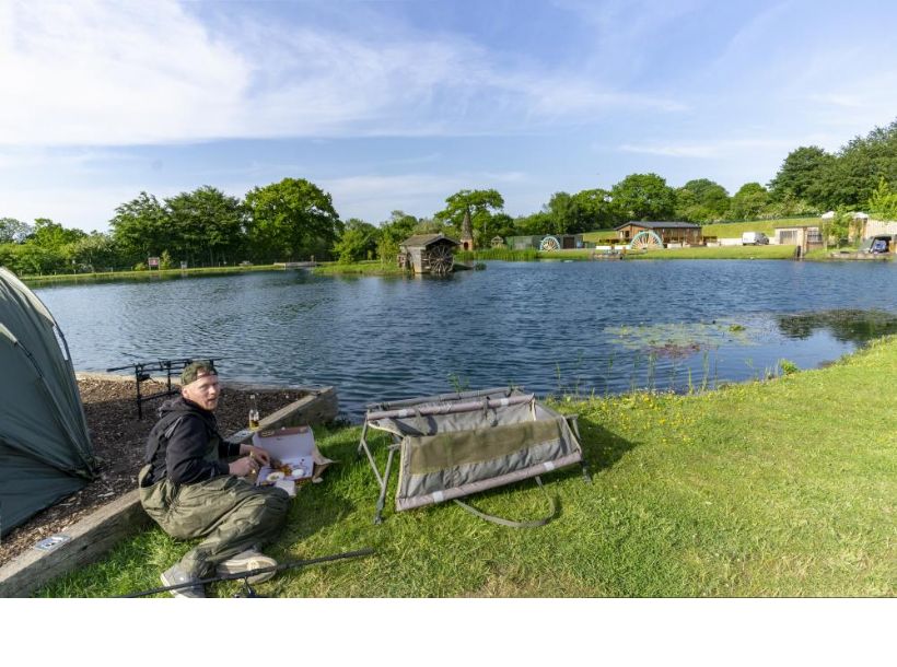 Grebe lodge to rent at Caistor Lake Park Lincolnshire